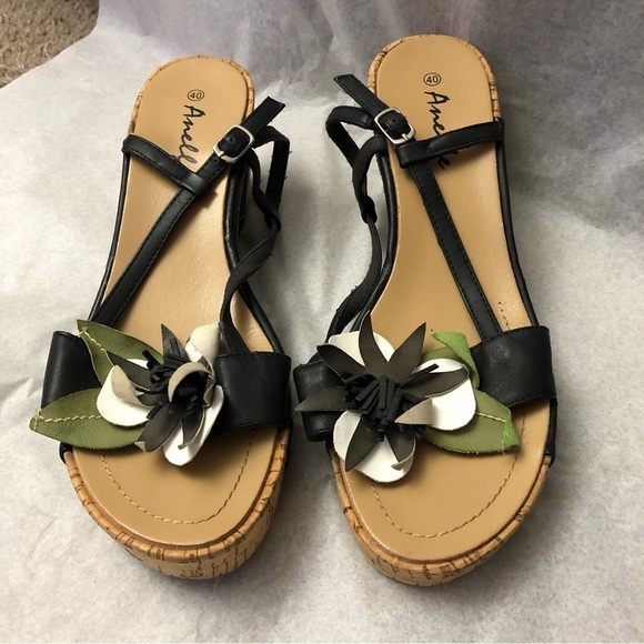 Anelle | Shoes | Anelle Womens Tan With Black Straps And Floral ...